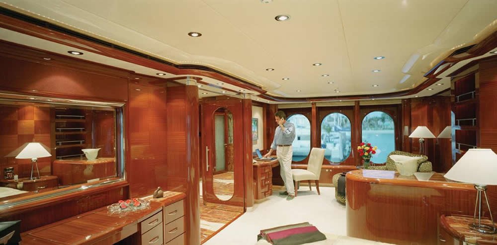 Yacht ALLEGRIA, Hakvoort Shipyard | CHARTERWORLD Luxury Superyacht Charters